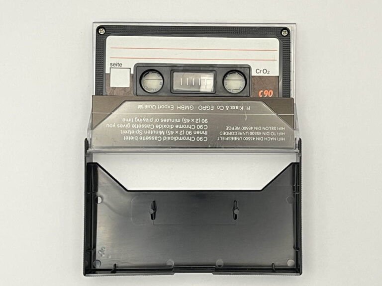 Tokaido blank cassette tape Chromdioxide Super C90 - CrO2 Studio ...